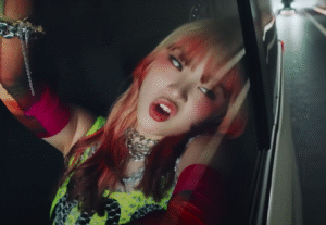 【HANA】MAHINAの最新ビジュアル解説！髪型・メイク・顔タイプも紹介